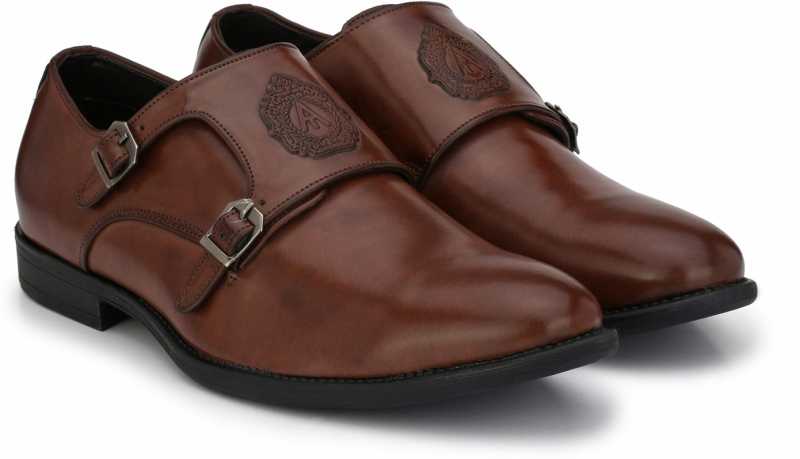 15 Best Formal Shoes for Men That Classy and Elegant